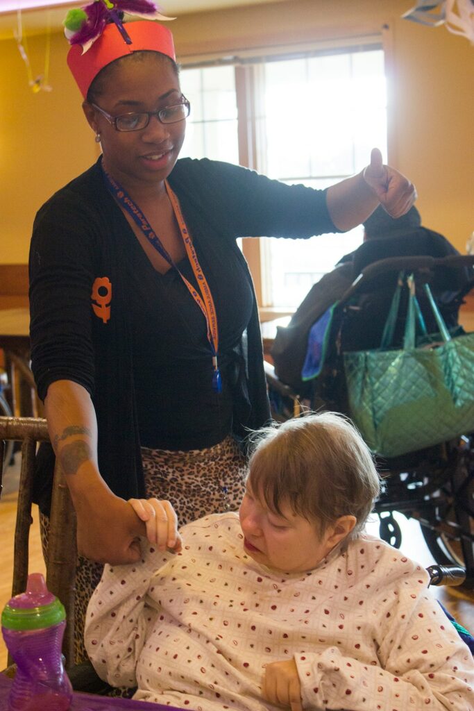 Angel Wings Intergenerational Craft Photo Gallery | St. Ann Center